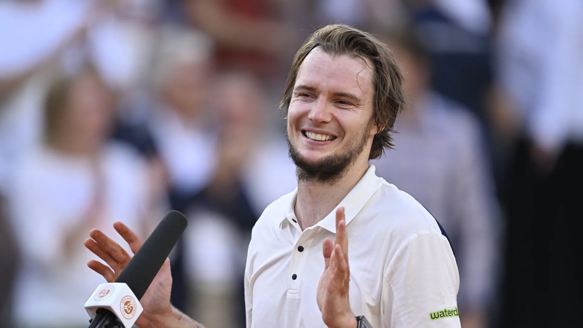 Bublik, il genio ribelle che ha sconfitto Sinner: “Servizio e testa ...